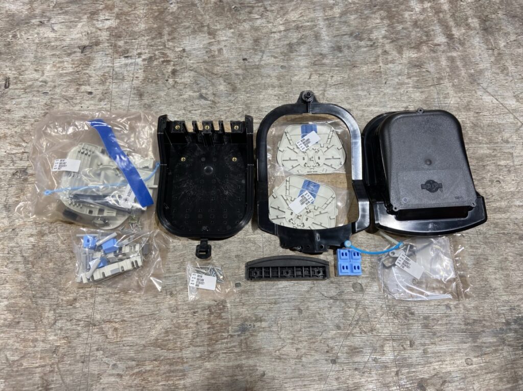 PLP DTC8 FLAT DROP GROMMETS SPLICE ONLY 2 TRAYS NO ADAPTER - Nexicom Systems Inc.